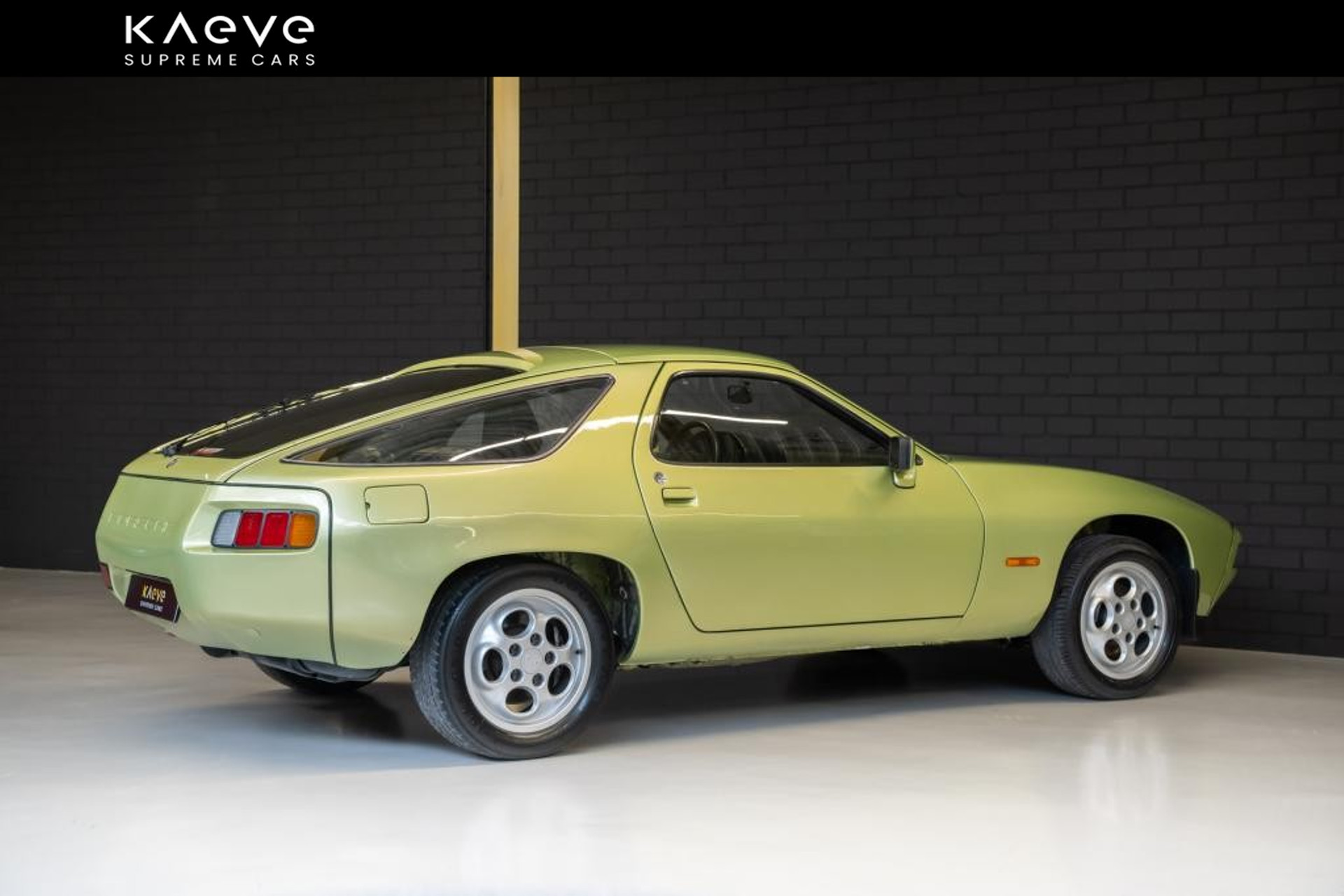 Porsche-928-(manual gearbox, Pasha interior)-kopen in Uden